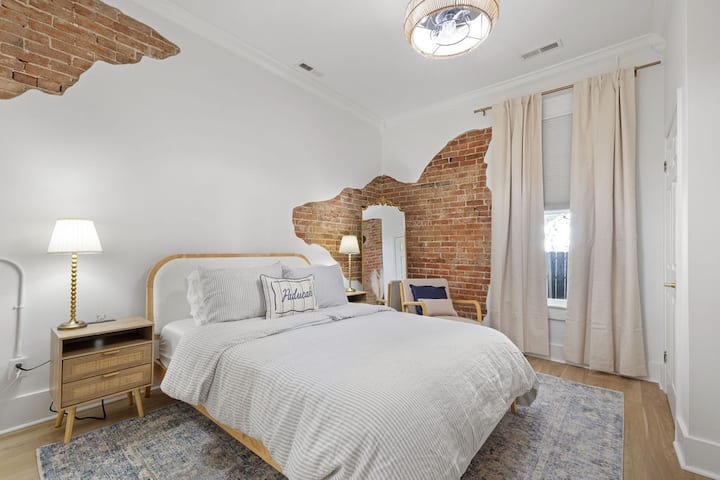 Cozy Lowertown Cottage- Walk To Downtown Paducah! - Paducah, KY