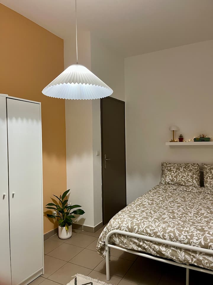 Chambre. Marseille - Marseille