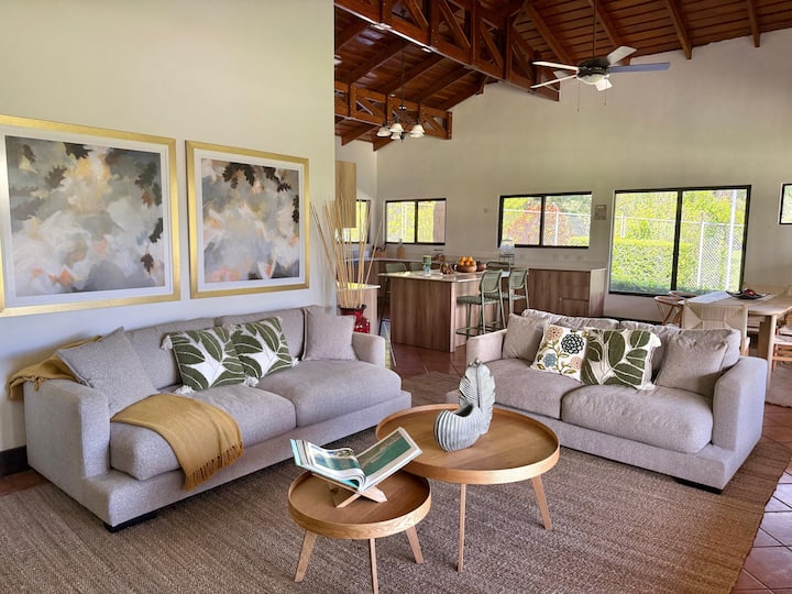 Tropical Private Estate, Pool, Ac, Green Zones - Costa Rica