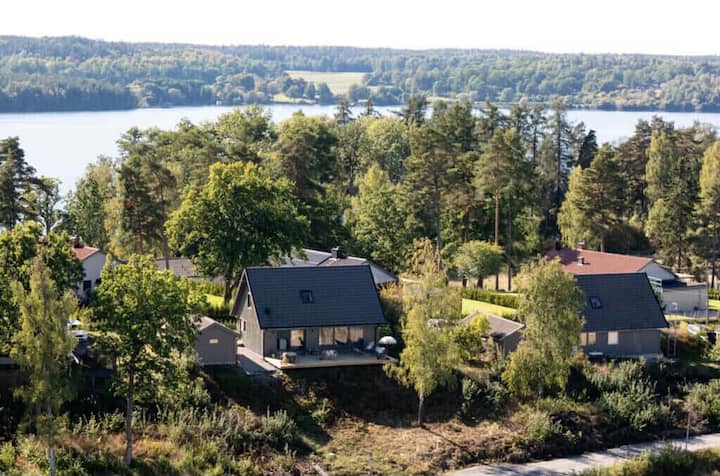 Modern Villa På Ekerö Intill Kaggeholms Slott - Ekerö