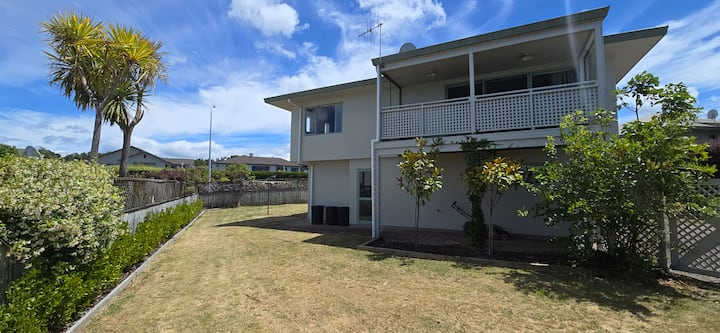Home In Taupo - Lake Taupo