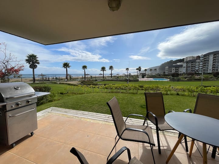 Depto. Papudo Con Patio Privado, A Pasos Del Mar. - Papudo