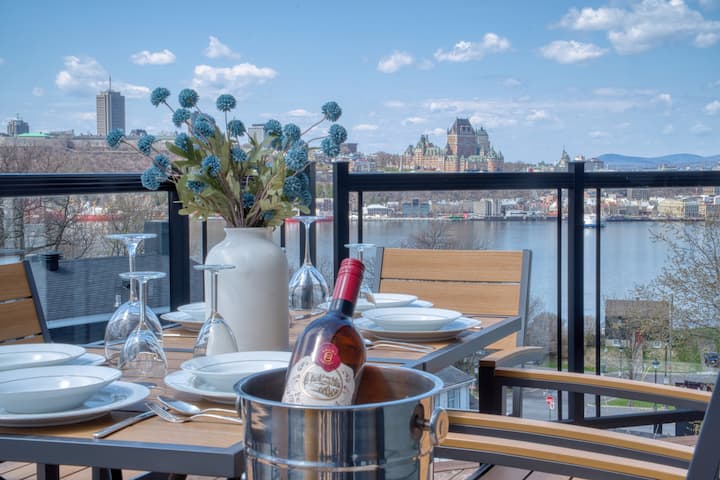 2 Terrasses • Vue • Les Quartiers Du Château - Quebec