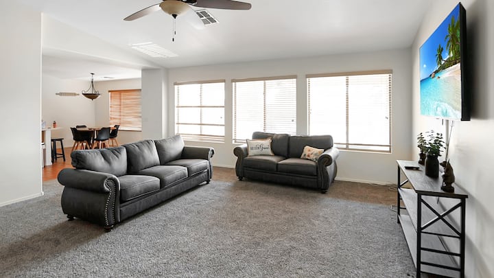Spacious 4br Oasis W/ Private Pool & Large Yard! - Casa Grande