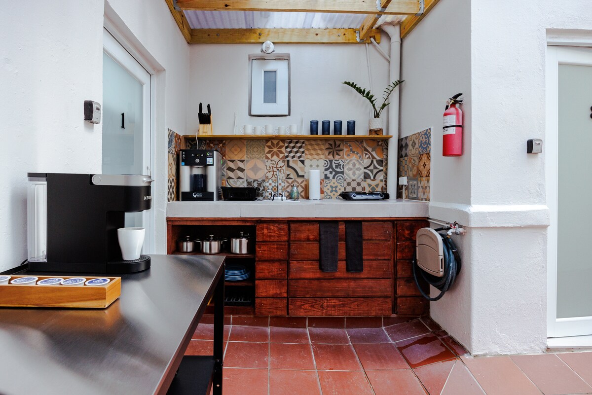 Dormitorio en Old SJ y Escambrón Beach | Café gratuito - Departamentos ...