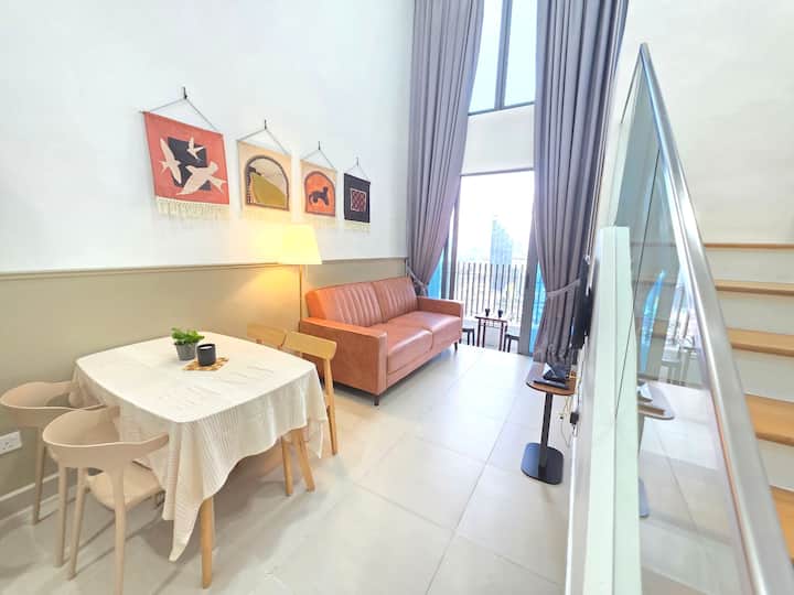 Klcc The Gallery Loft Suite | 4pax | Skypool - Kuala Lumpur