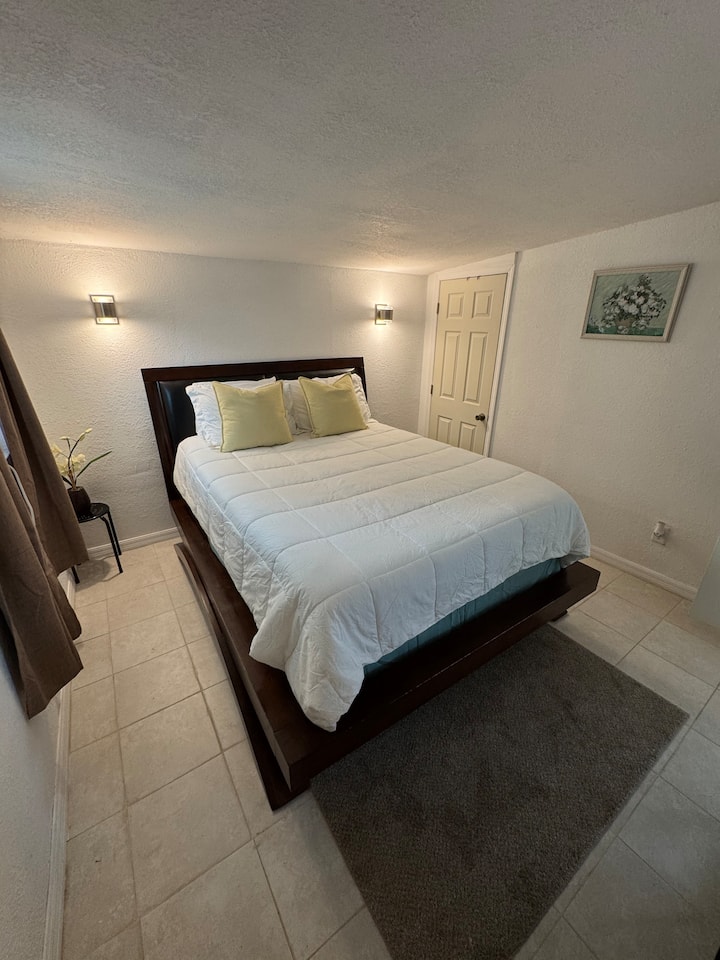 The Cozy Apt - Lakeland, FL