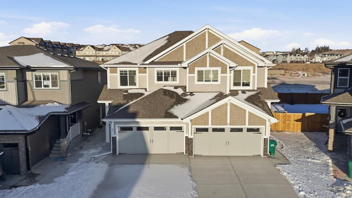 Cochrane Summit — Cozy Retreat Near Highway 1a - 科克倫