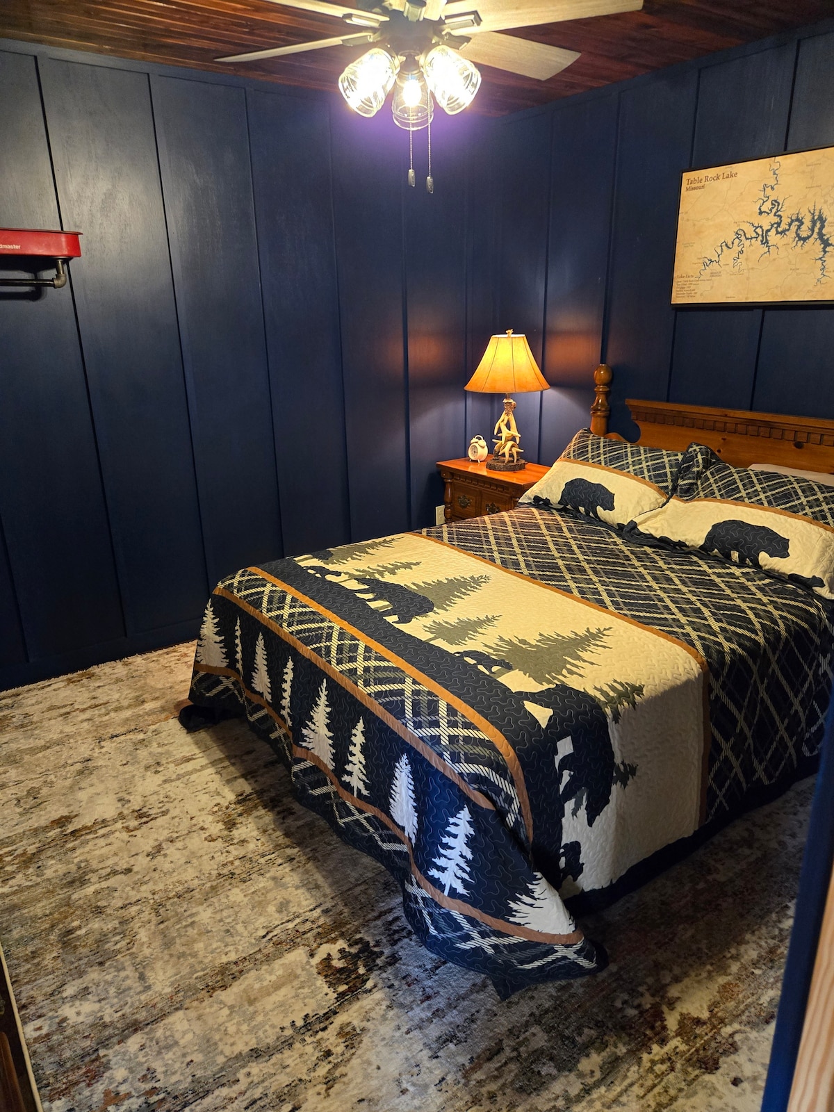 Retiro campestre en rojo - Cabañas en renta en Nevada, Misuri, Estados ...