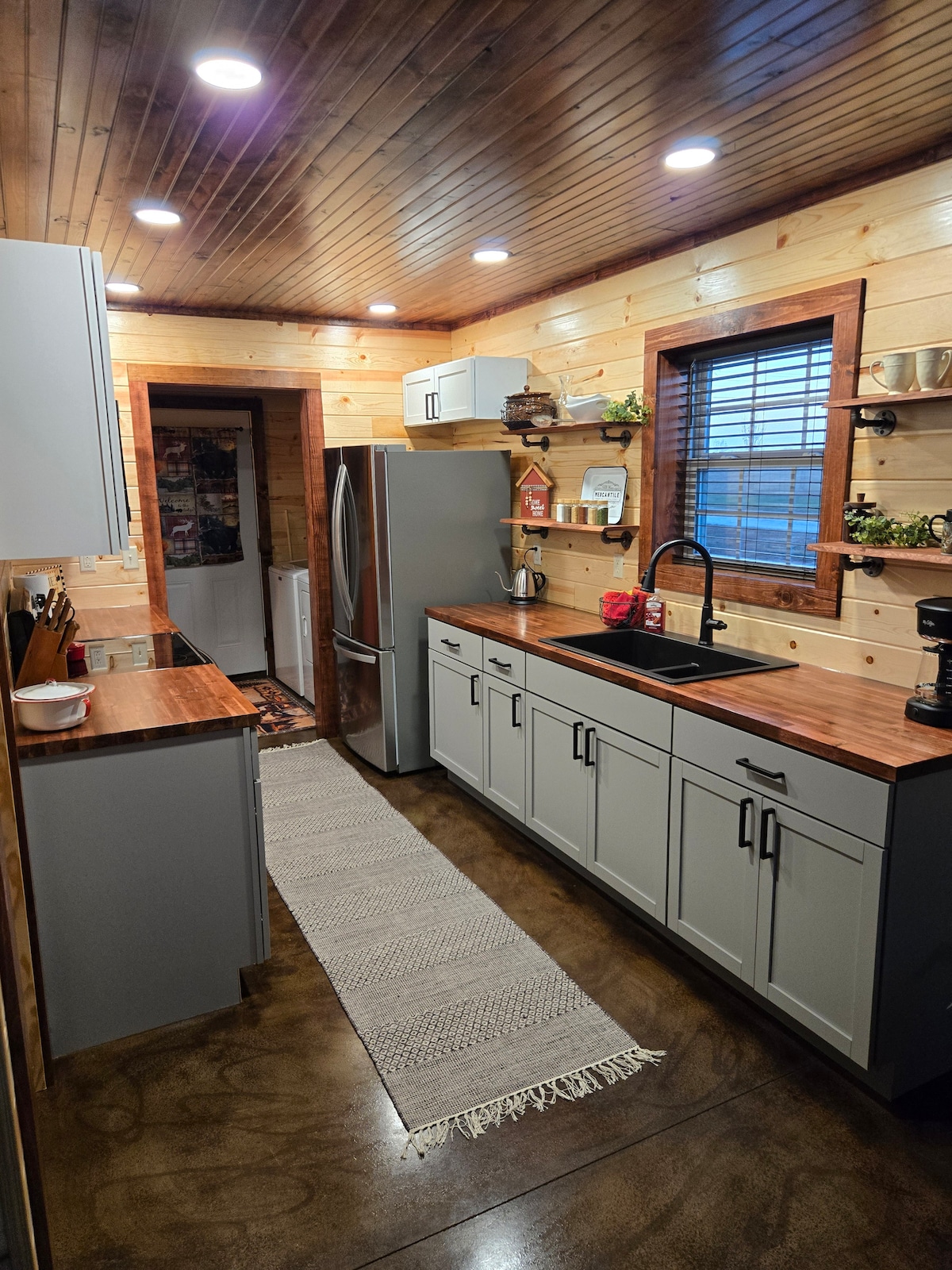 Retiro campestre en rojo - Cabañas en renta en Nevada, Misuri, Estados ...