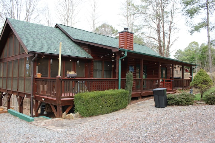 Screened In Porch, Cozy Cabin, Peaceful - Murphy, NC
