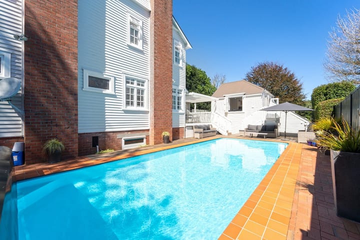 Cornwall Park Luxe Retreat | Pool • Gym • Cinema - Auckland