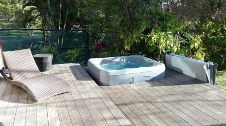 Villa Bois Noir - Salon Cuisine Spa Privé - New Caledonia