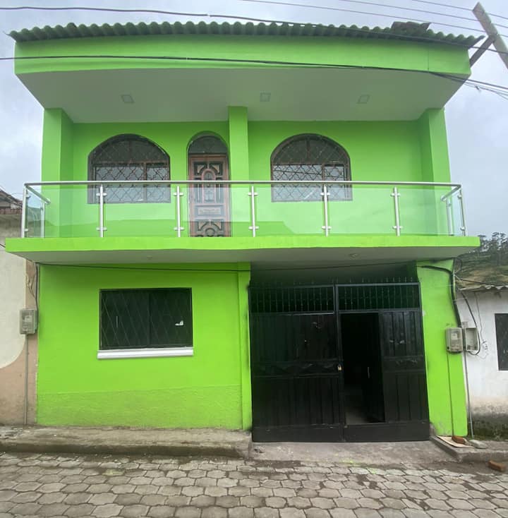 En Los Andes Un Pueblito Magico Paz Aire Seguridad - Alausi