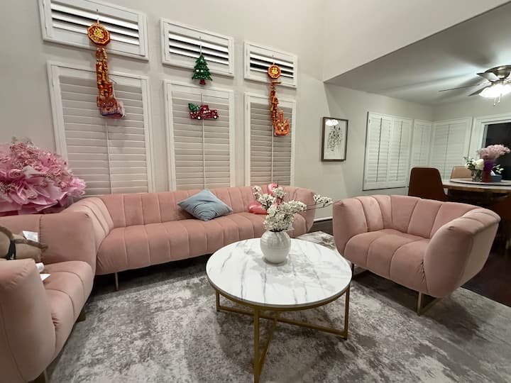 4 Bedroom 3 Bathroom 豪华大主卧，冲浪浴缸，智能马桶，安静安全，特斯拉快速充电桩 - Chino Hills, CA