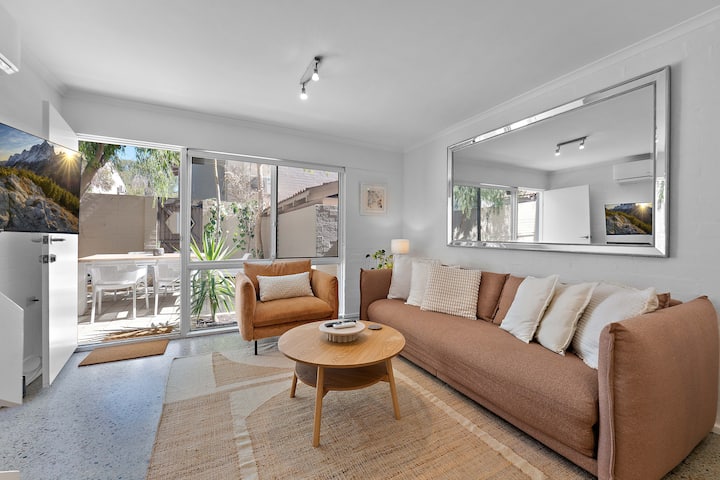 Bonny's Hideout: New Kitchen + Al Fresco Dining! - Cottesloe