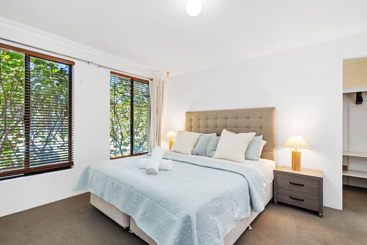 Spacious Escape In Tapping - Joondalup