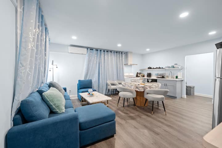 Blue-tone 2b1b | Fireplace, Sofa Bed, Near Costco - Alhambra, CA