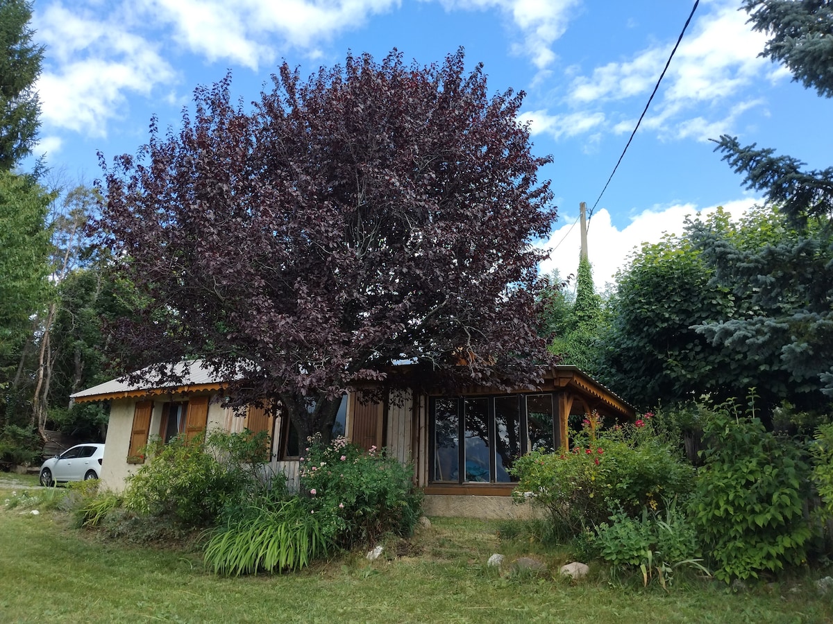 chalet 5 personnes, vue panoramique, calme, nature - Maisons à louer à ...