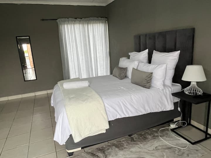 Tsamatiku Guesthouse Room 03 - Hazyview