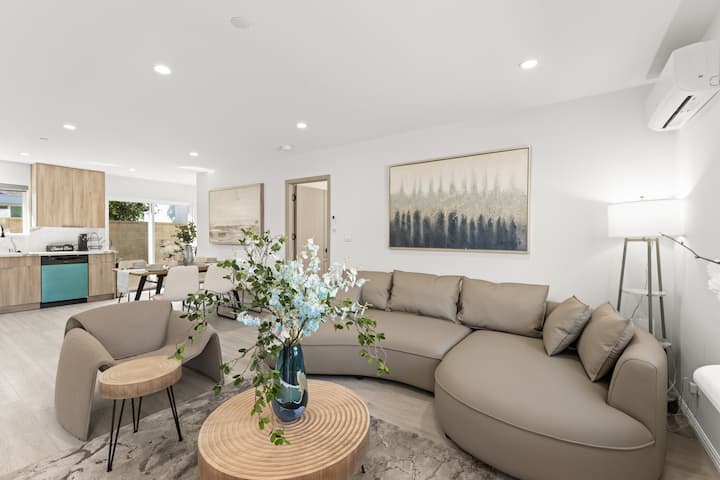 Brand New Modern 3b2b Luxe  Retreat - Rosemead, CA