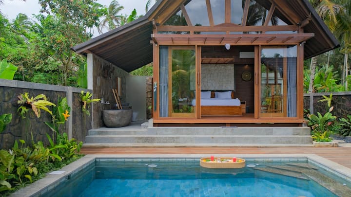 Rice Field Serenity | Private Pool Villa & Kitchen - Australia