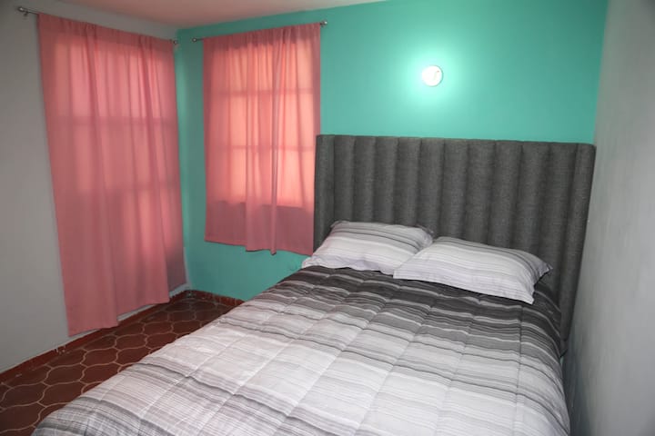 Departamento En Zona Centro En Segundo Piso - Guanajuato
