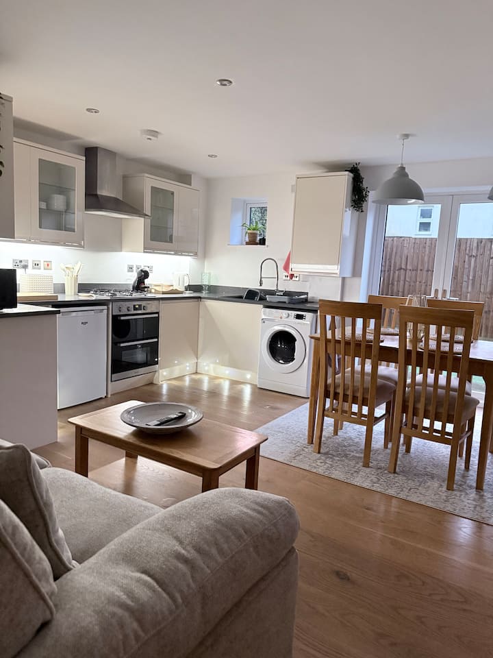 Market Town Hideaway - Rutland