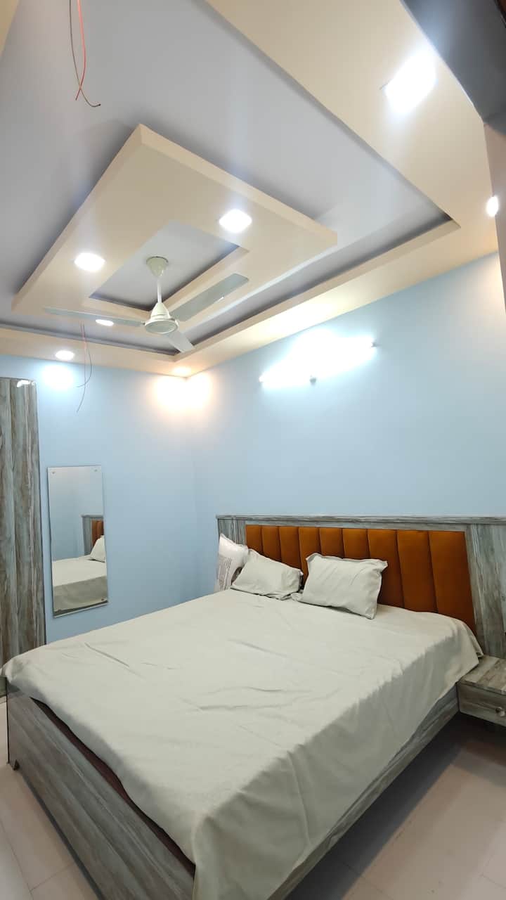 Private 1bhk Near Pgi Lucknow - Lucknow
