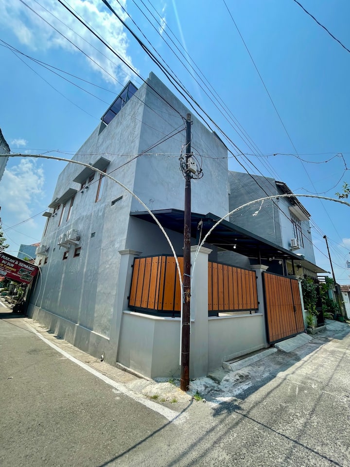 Milieu Laweyan - Surakarta