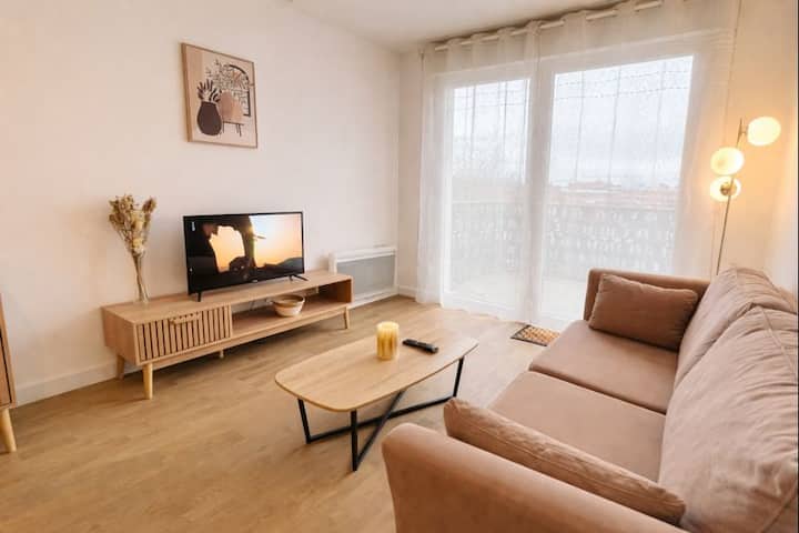 Appartement Cosy Avec Balcon à 15 Min De Lille - Lesquin