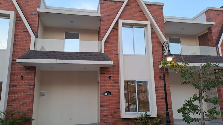 Gold Retreat - Surat