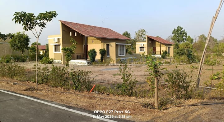 Oak And Olive Farmhouse - Balaghat