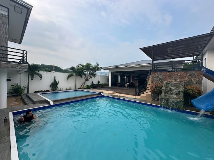 A Vacation House - Pila