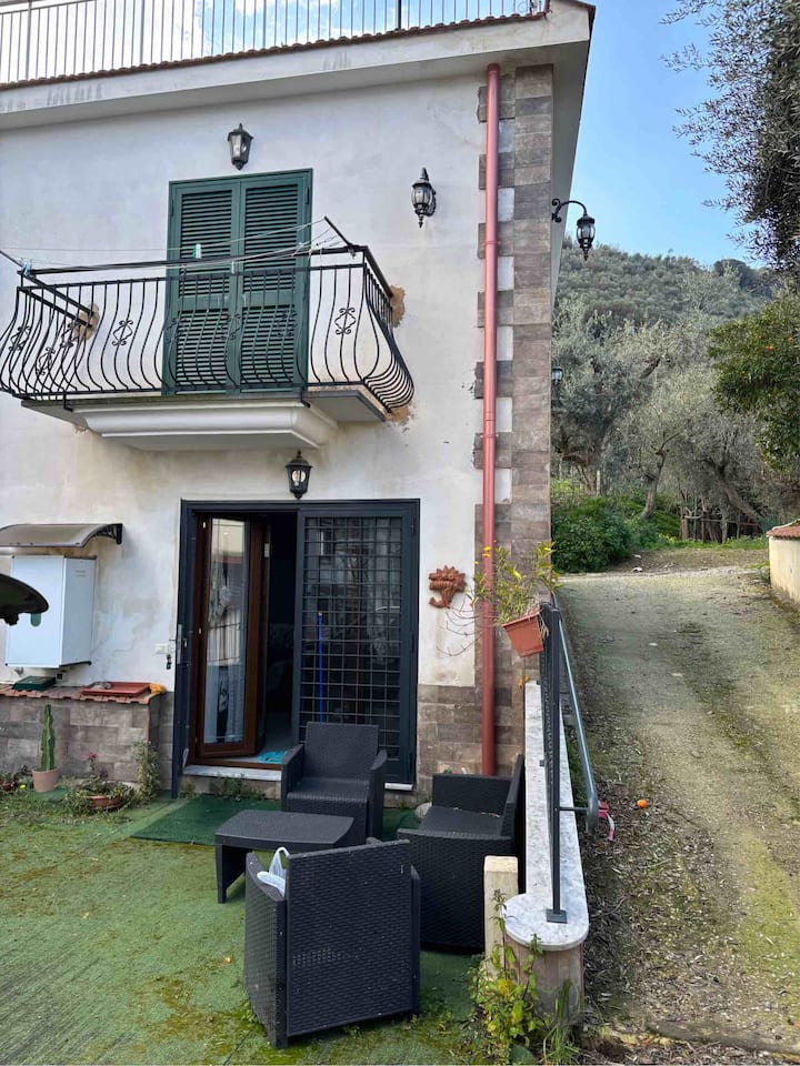 Villa Autonoma Campagna Mare, Salubre E Vista Mare - Vico Equense