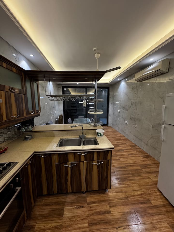 بغداد المنصور شارع مرطبات جيلاتوا - Baghdad