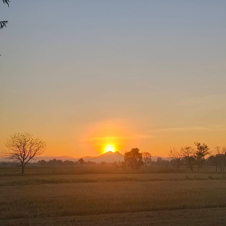 บ้านมินิมอล สำหรับ 6 ท่าน - Mueang Saraburi District