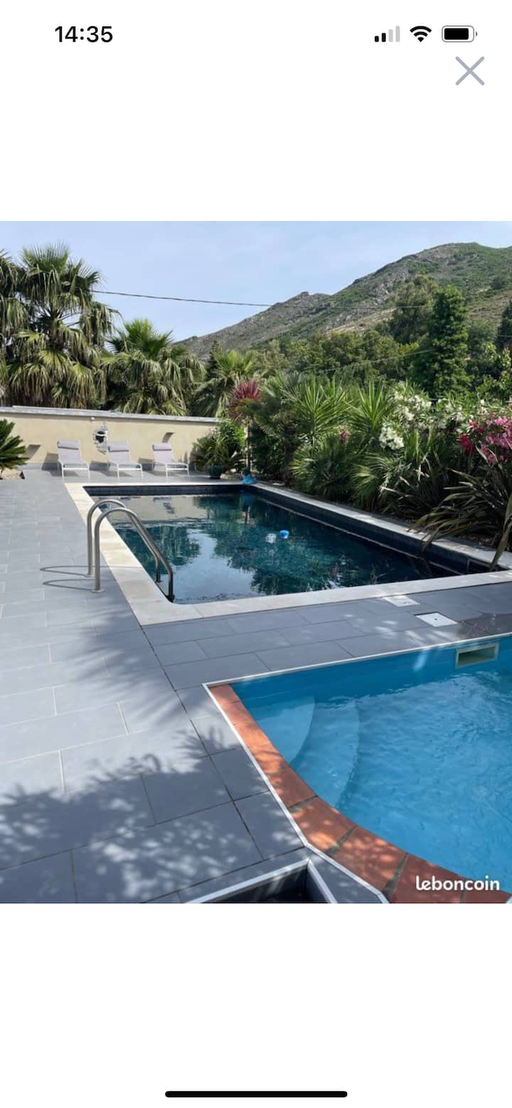 Maison 9 Personnes Avec Piscine - Bastia