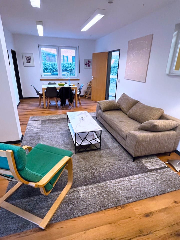 Haus Mit Garten & Eigenem Parkplatz In Köln - Cologne