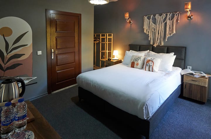 Suite Room With Bathtub 203 - Istanbul