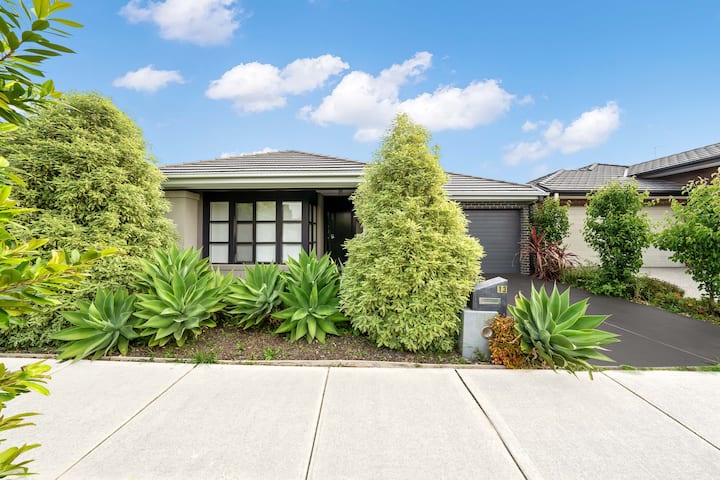 Happy Cozy Convenient 4br, Breezy, Near Mall, Park - Cranbourne