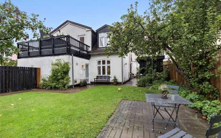 Charmerende Byhus I Eksklusive Frederiksberg - Copenhague