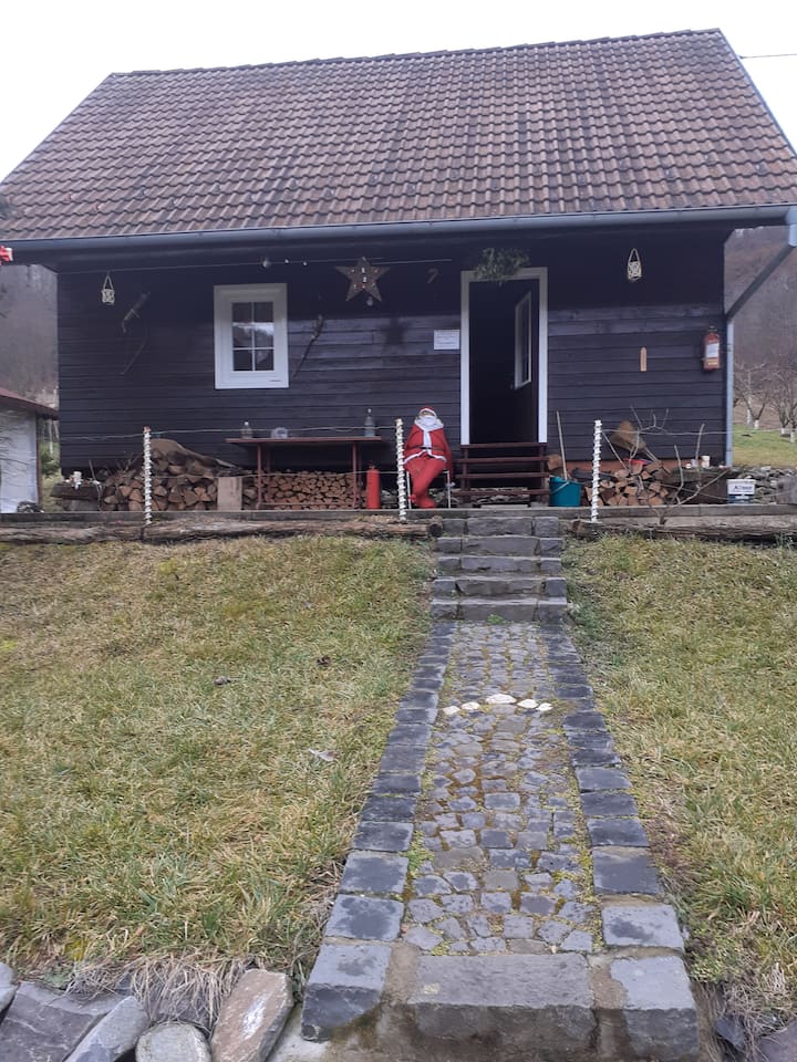 Cabana,- Discreta Complet Utilata. - Dumbrăveni