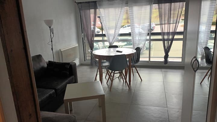 Apparemment Pied Des Pistes - Métabief