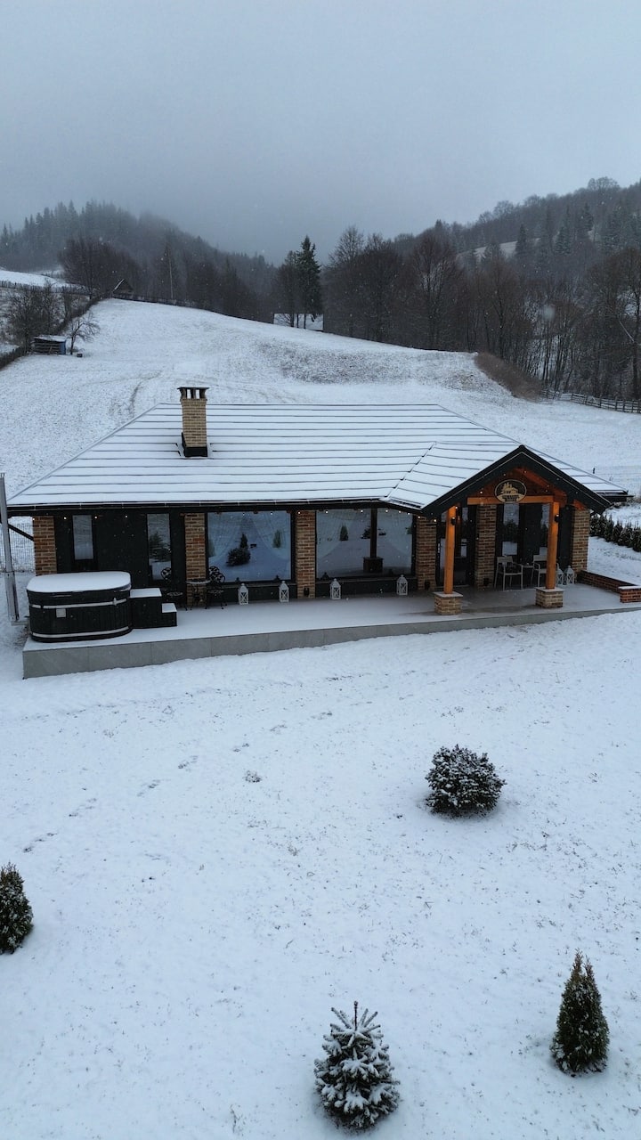 The Costa Lodge - Gura Humorului