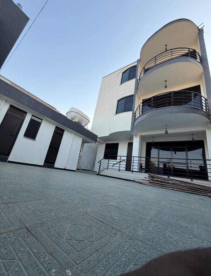 Mera’ol Guesthouse - Shashamane