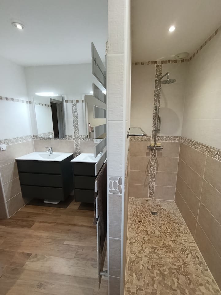 Gîte à La Ferme, Calme, Spacieux, 2 Chambres - Orthez