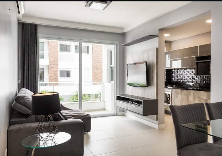 Apto Próximo Ao Mar  No  Campeche - Florianópolis