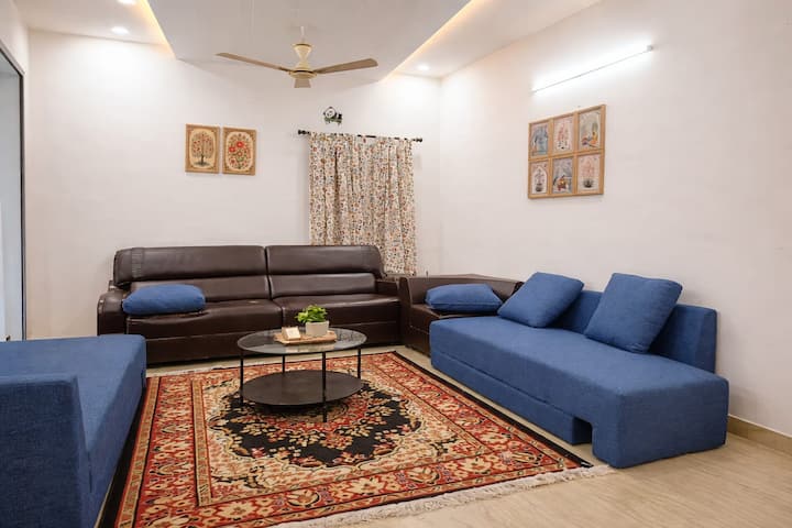 Spacious 3 Bhk In Jubilee Hills | Near Film Nagar - Hyderabad