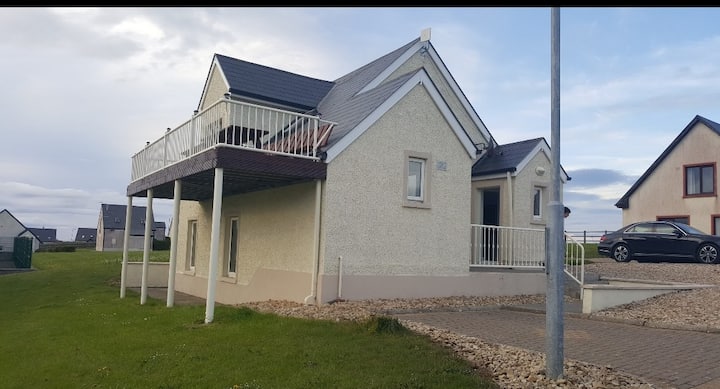 Beach House With Beautiful Sea Views. - Enniscrone